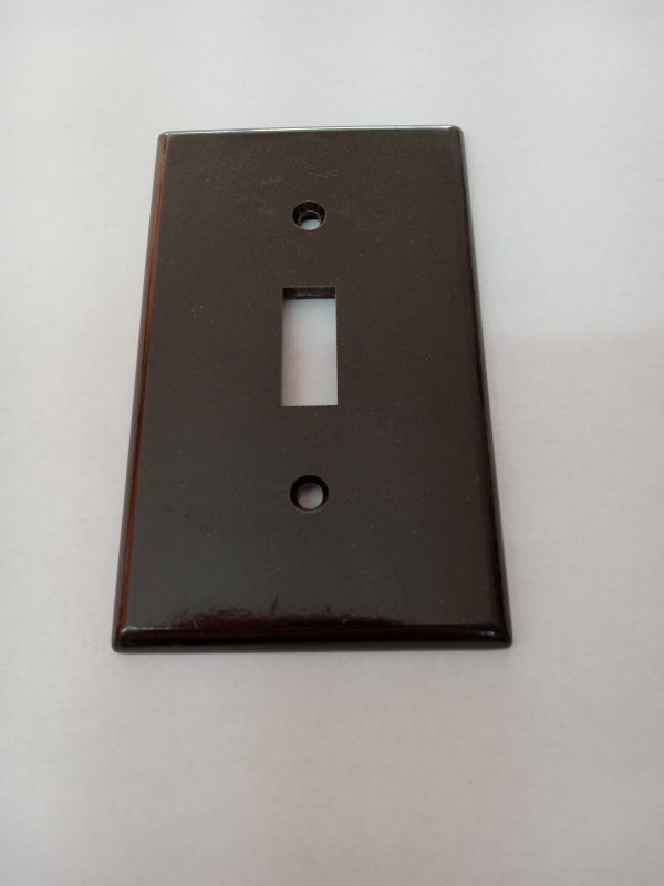 Bakelite Switch Cover by Leviton » Salvage Antiques Vintage Etc.